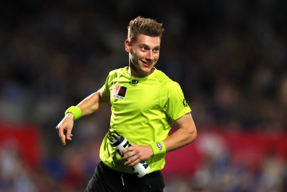 Son of a Gun Eyes AFL Debut - AFLUA